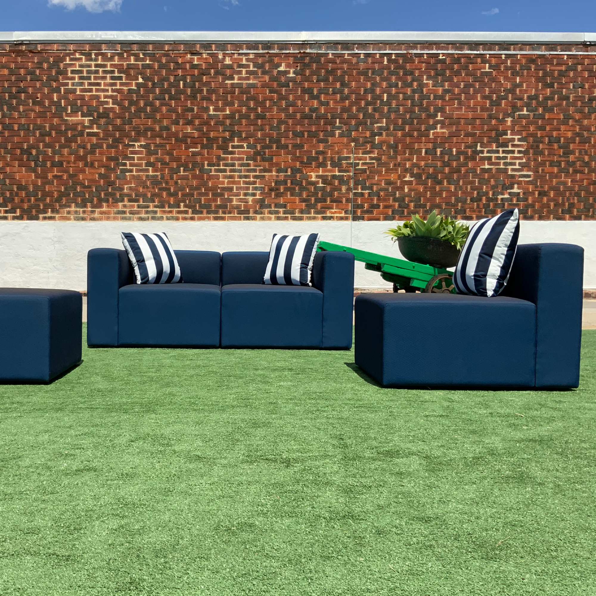 BATAVIA OUTDOOR LOUNGE | UV SAFE ALL WEATHER FABRIC | MULTIPLE SIZES A ...